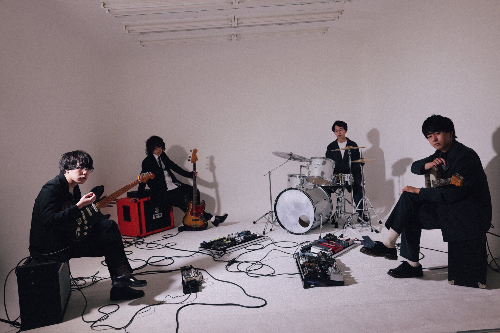 colormal 2ndミニアルバム『diode』が照らしたバンドとしての現在地 | 太陽に水